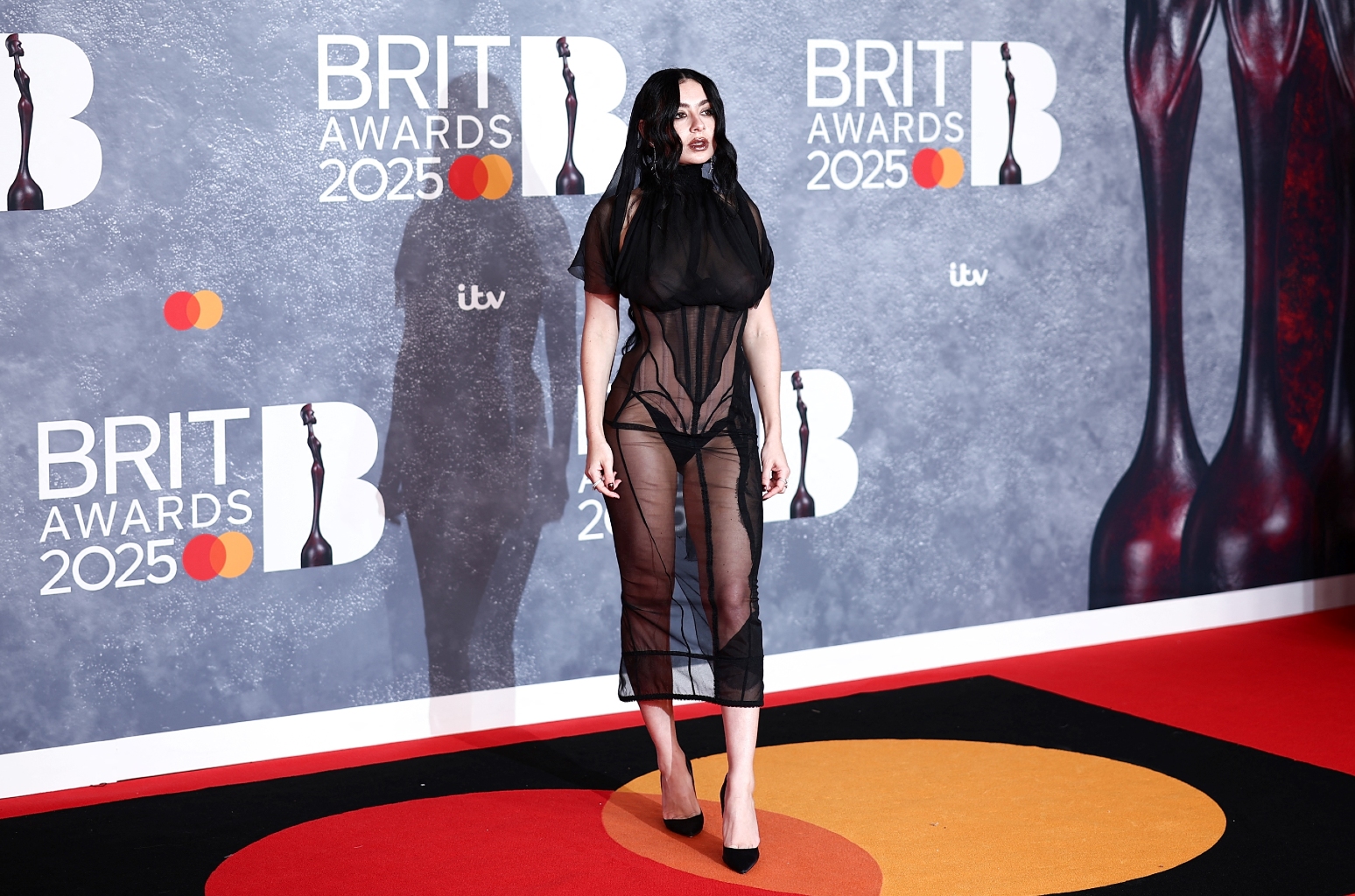 Charli XCX Shines at the Brit Awards 2025 – Invisiverse News