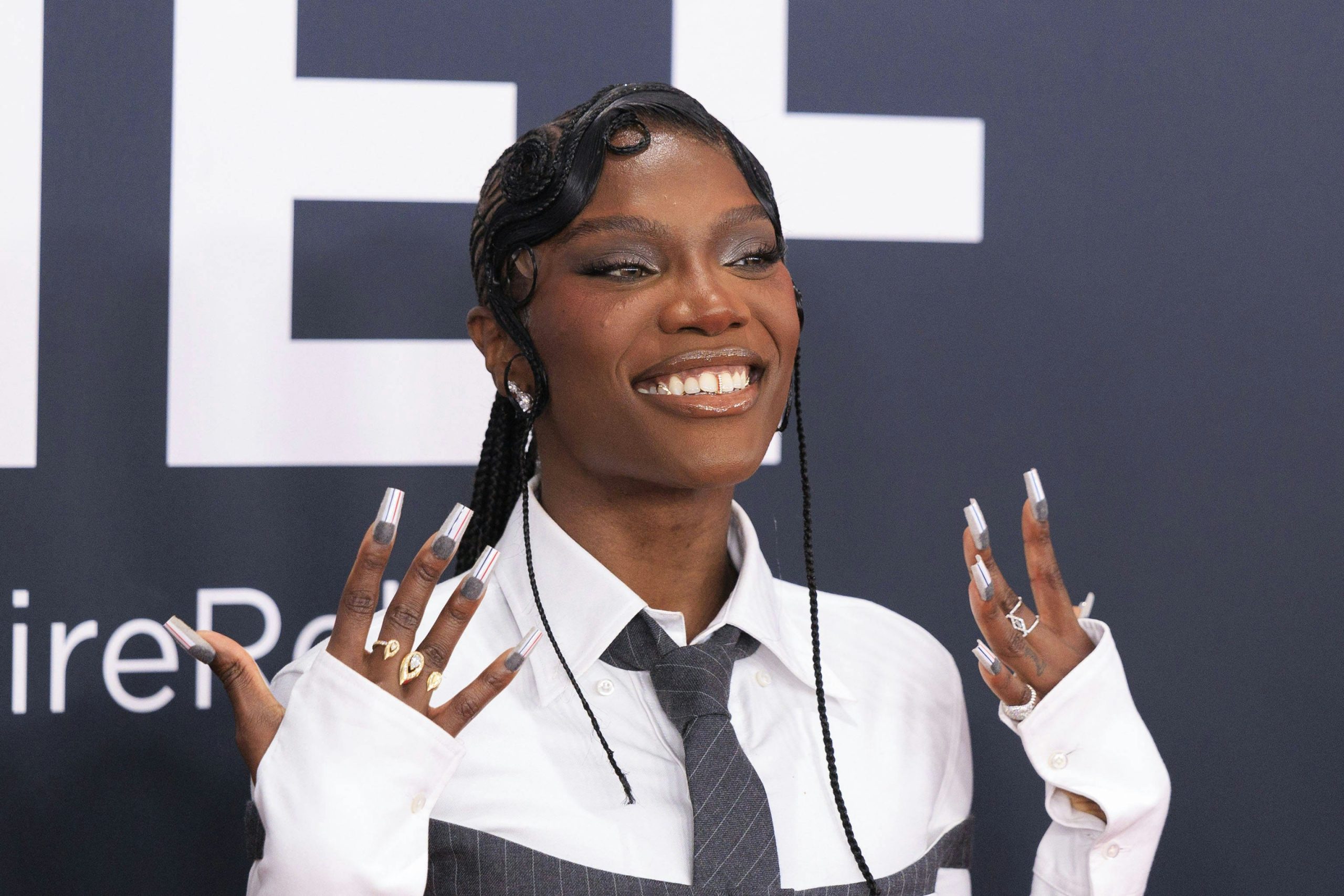 Doechii: The Rising Star Making Waves in Music – Invisiverse News