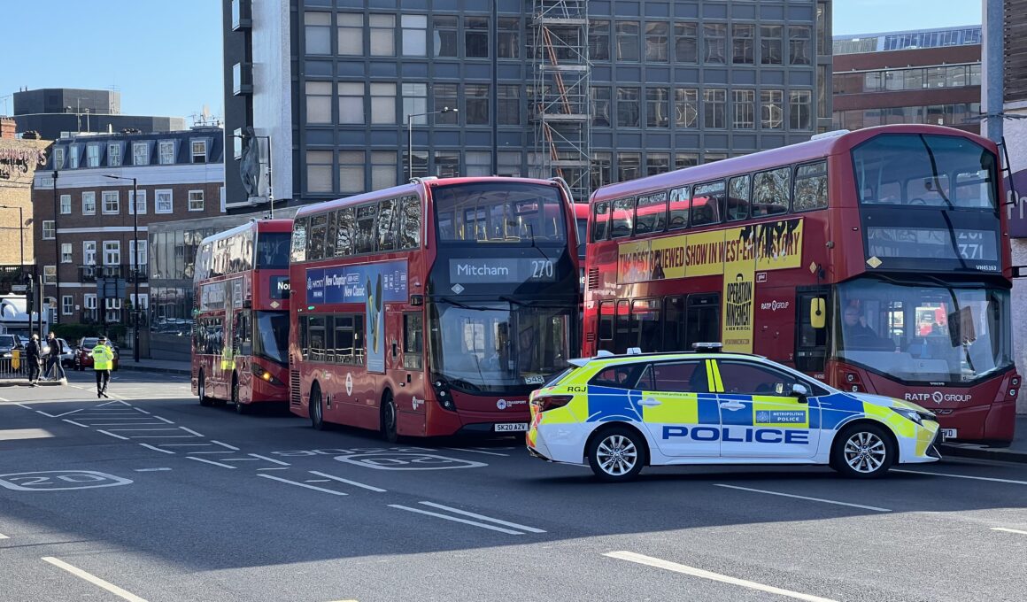 Understanding the Putney Bridge Incident: What Happened? – Invisiverse News