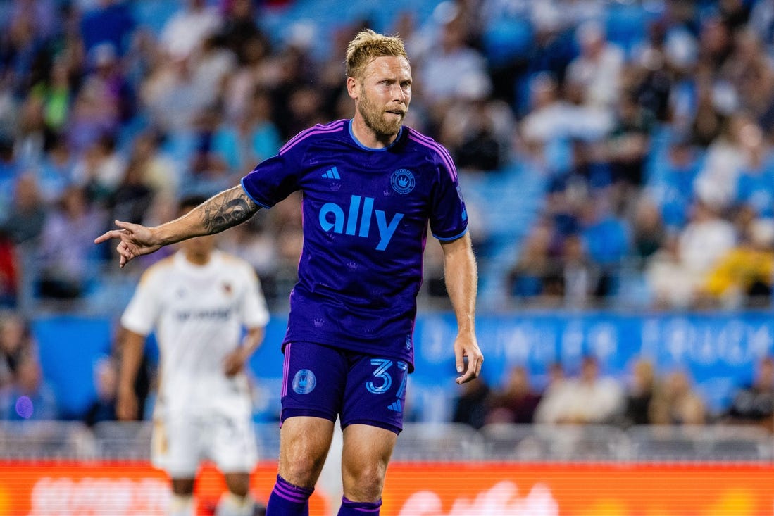 Scott Arfield: A Closer Look at His Football Career – Invisiverse News