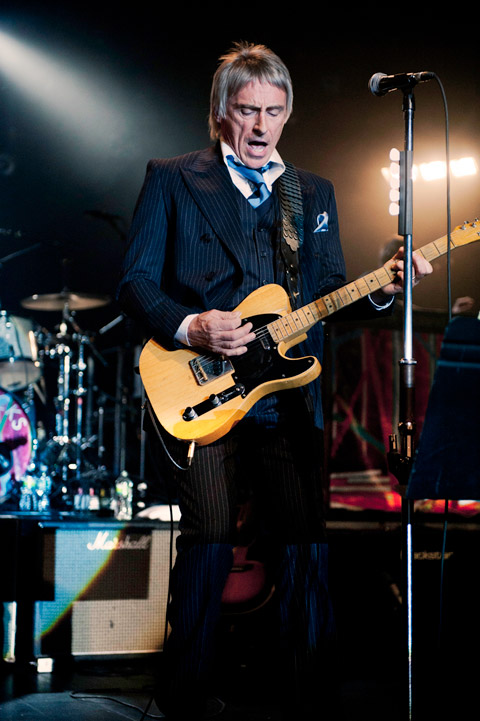 The Enduring Influence of Paul Weller in British Music – Invisiverse News