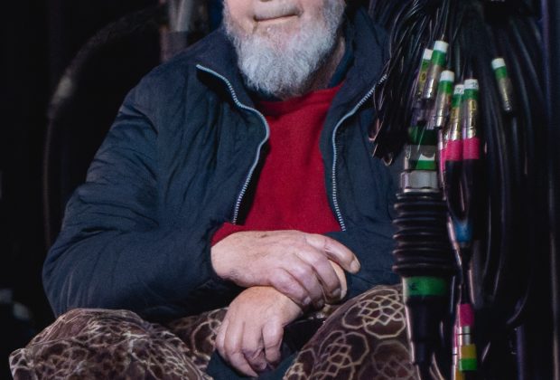 Discovering the Age of Michael Eavis – Invisiverse News