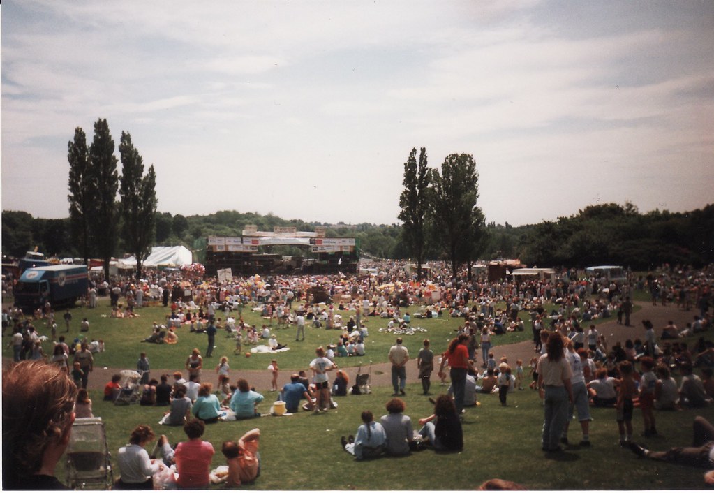 Discover the Beauty and History of Heaton Park – Invisiverse News