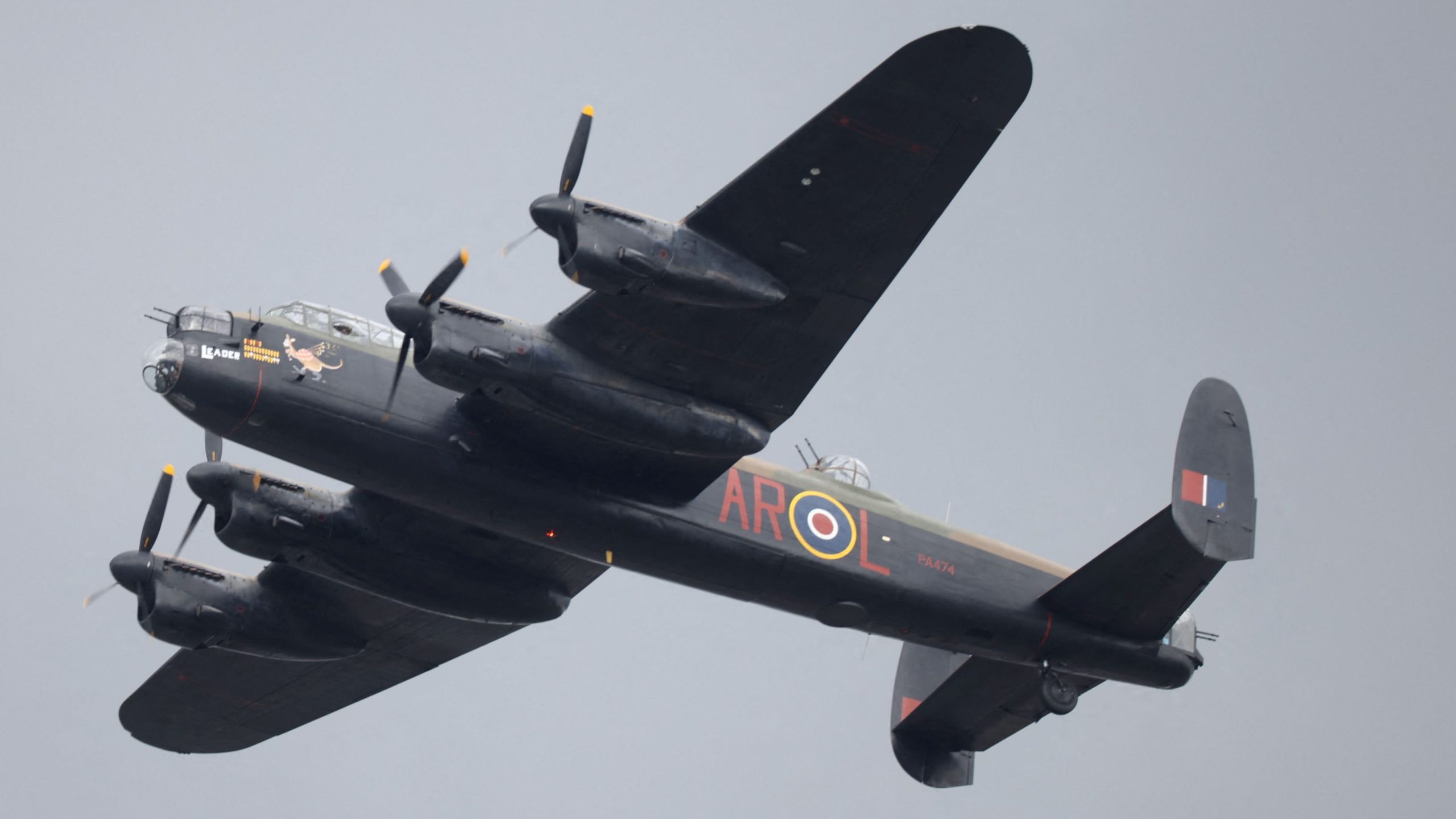 Lancaster Bomber Engine Issue Sparks Concerns Among Enthusiasts ...