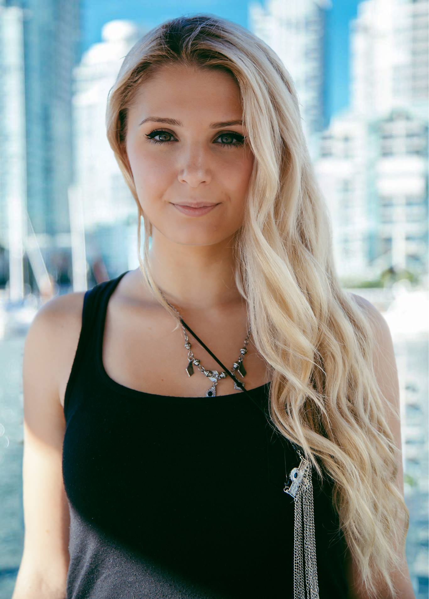 Understanding Lauren Southern: Her Journey and Influence – Invisiverse News