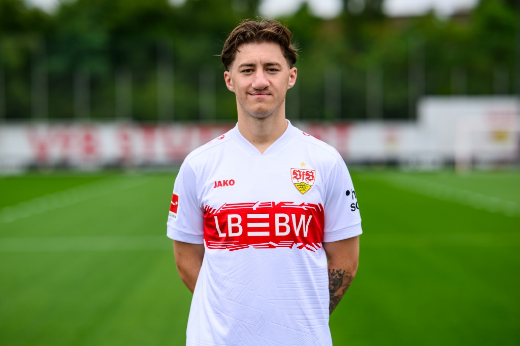 Angelo Stiller: A Rising Star in Professional Football – Invisiverse News