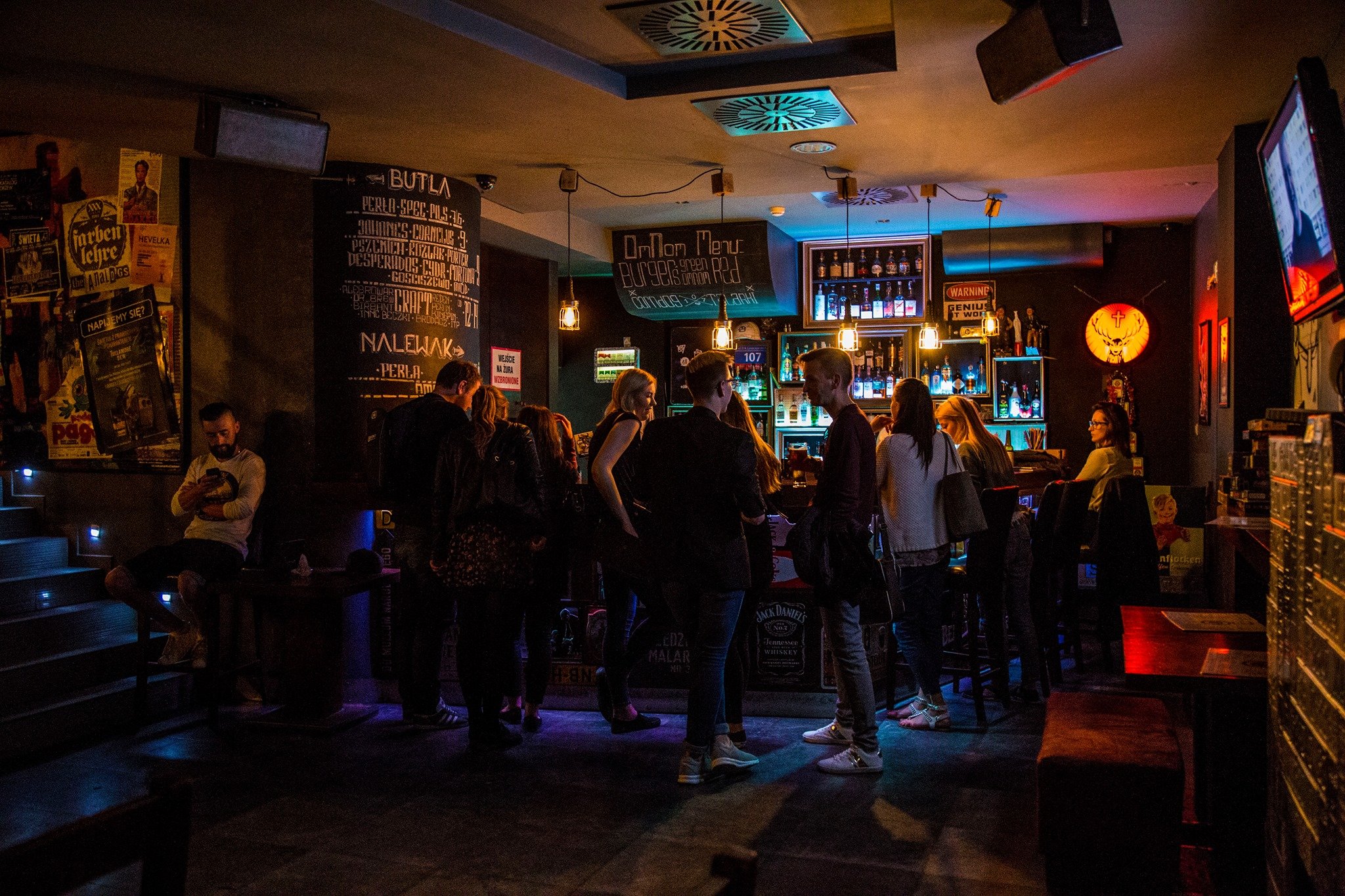 The Role and Future of Pubs in Modern Society – Invisiverse News