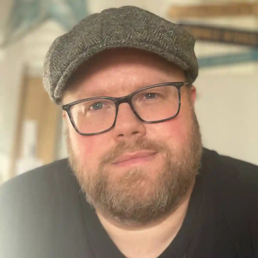 The Inspiring Journey of Adam Cook in the Tech Industry – Invisiverse News