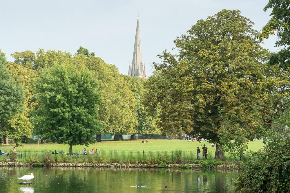 Exploring Clissold Park: London’s Urban Oasis – Invisiverse News