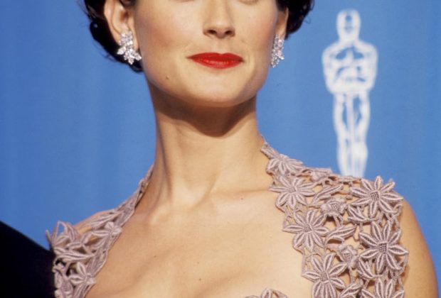 The Life and Career of Demi Moore: A Hollywood Icon – Invisiverse News