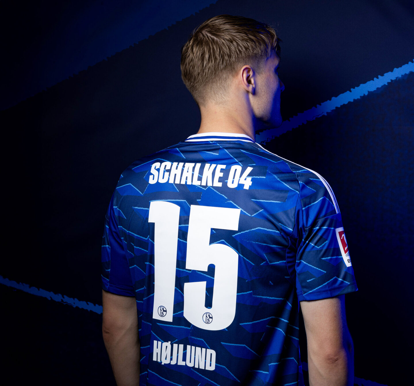 Hojlund: The Rising Star of Football – Invisiverse News