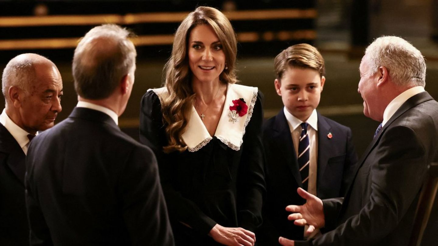 The Significance of Remembrance Day at Royal Albert Hall – Invisiverse News