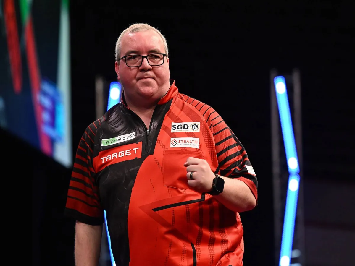 The Rise of Stephen Bunting: A Darts Champion’s Journey – Invisiverse News