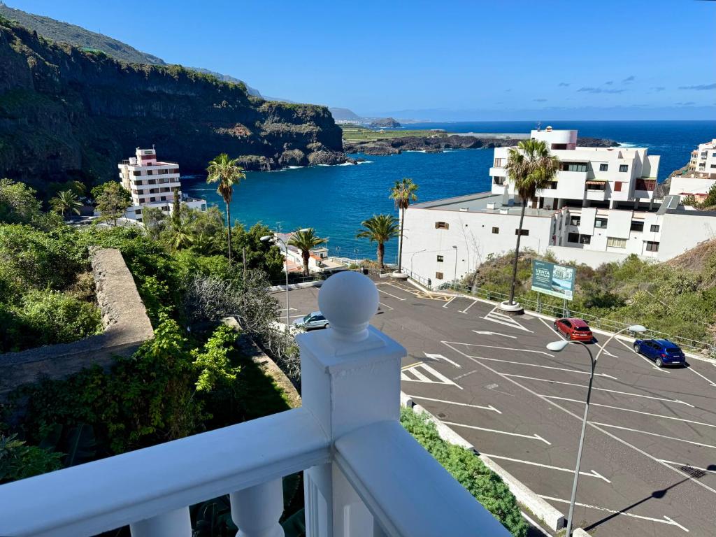 The Allure of the Canary Islands: A Guide for Travellers – Invisiverse News