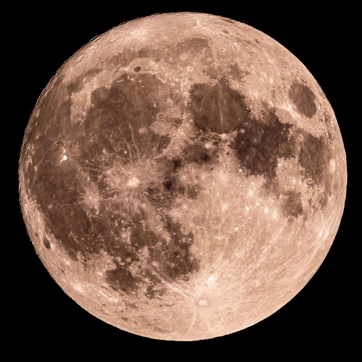 Understanding Today’s Moon Phase and Its Importance – Invisiverse News