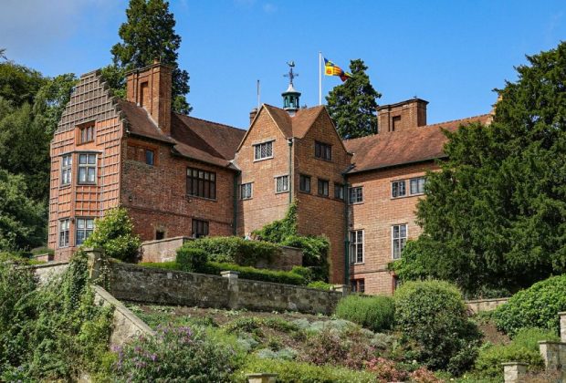 National Trust: Caring for Britain’s historic houses and landscapes ...