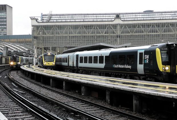 London Waterloo trains: importance, current picture and travel advice ...