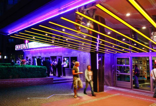 How to find movie theaters near me: a practical guide – Invisiverse News
