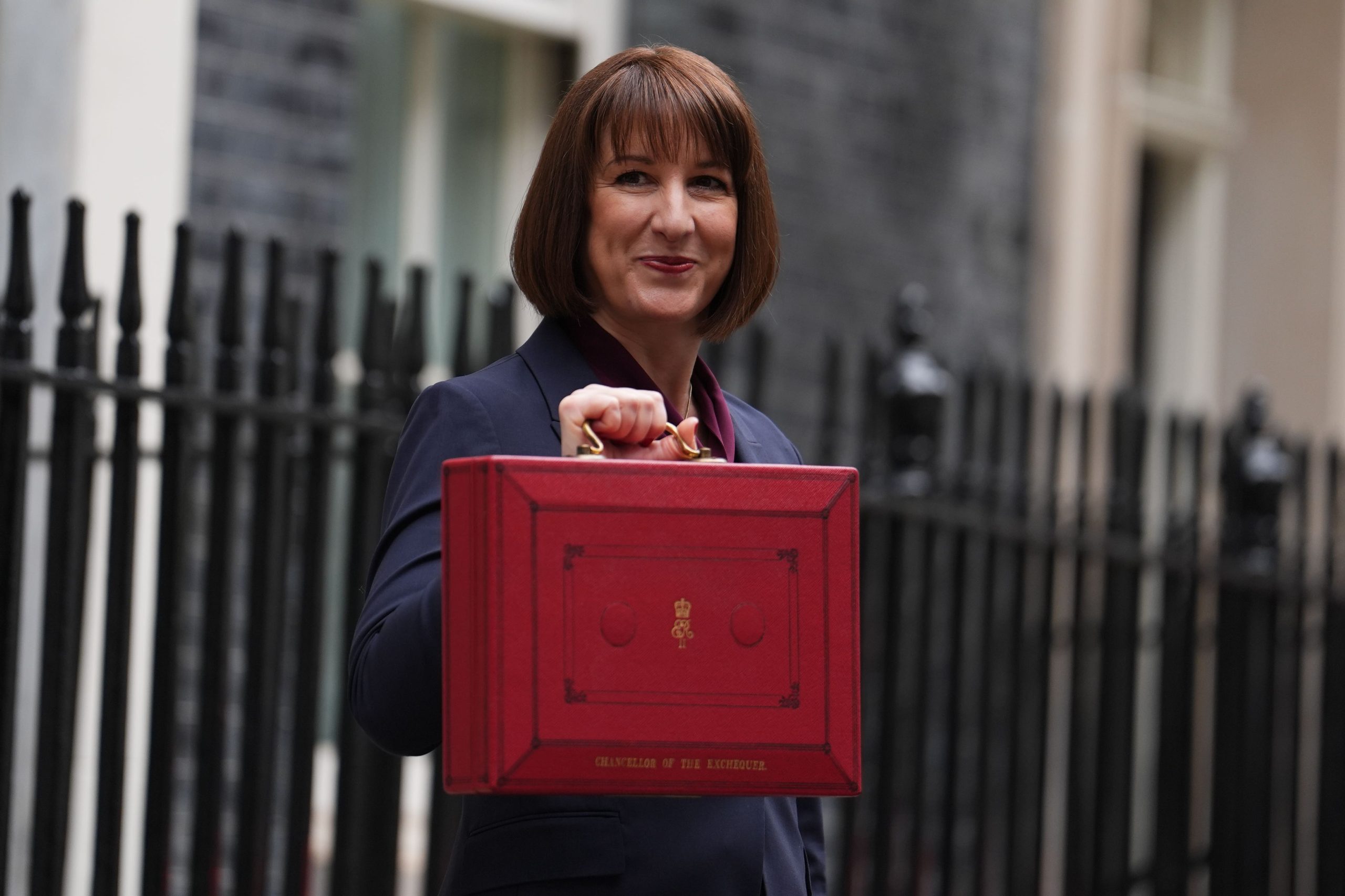 Rachel Reeves: Chancellor and Labour MP – Invisiverse News